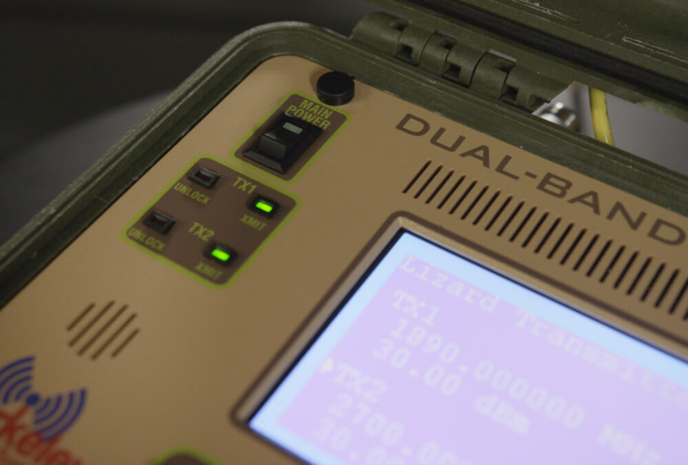 Dual-Band Lizard Transmitter