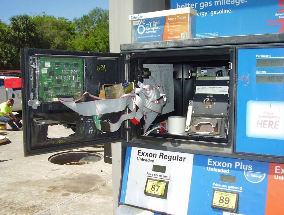 Skim Scan ATM and fuel dispenser credit card skimmer detector