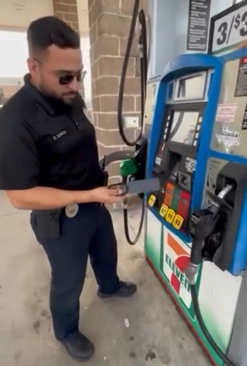 Skim Scan ATM and fuel dispenser credit card skimmer detector