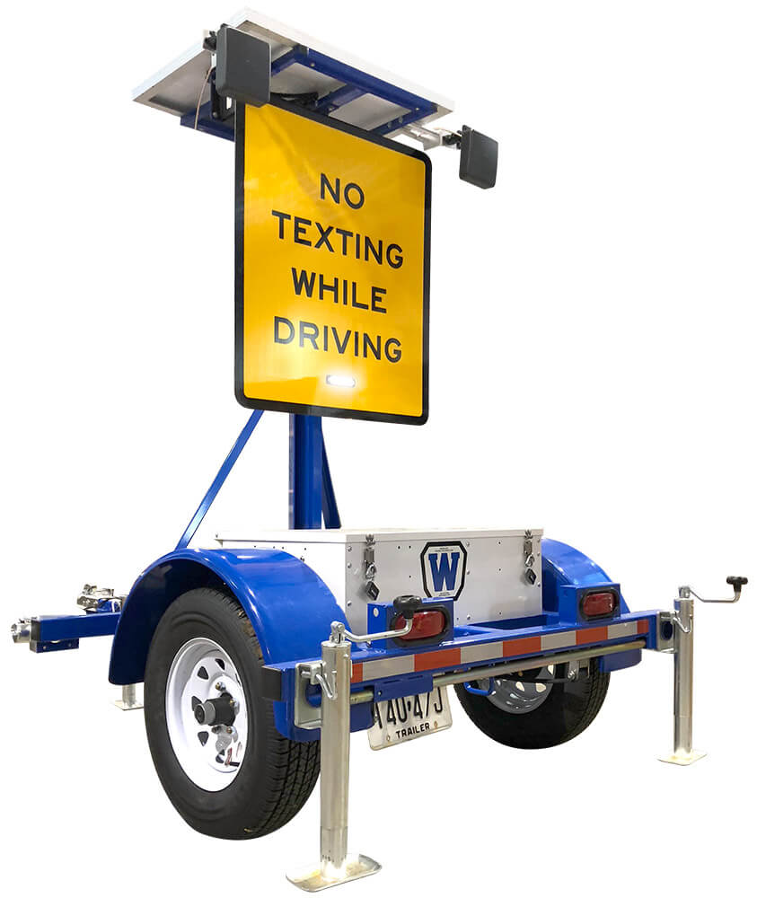 RoadHound Distracted Driving Alert & Deterrent Road Sign with Trailer